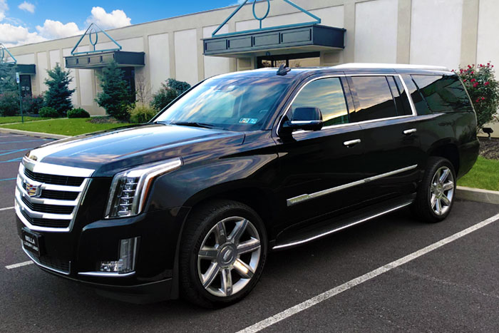 Luxury SUVs | 3 to 6 Passengers | Bella Luxury Limousine
